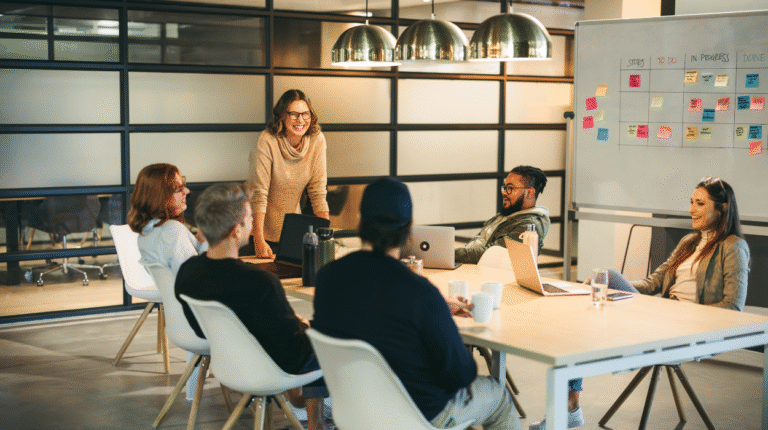 Mastering Modern Management: Building Teams That Thrive in Uncertain ...